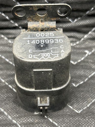 1984-1996 Chevrolet Corvette C4 GM USED Fuel Pump Relay 14089936 | eBay