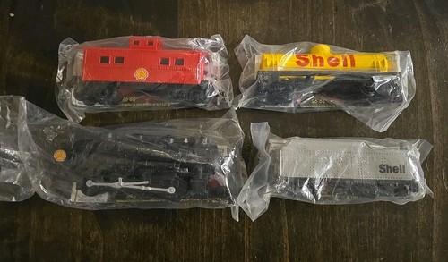 NOS Set of 4 Atlas Model Railroad Co. Shell Oil Die Cast Train Car Set ...