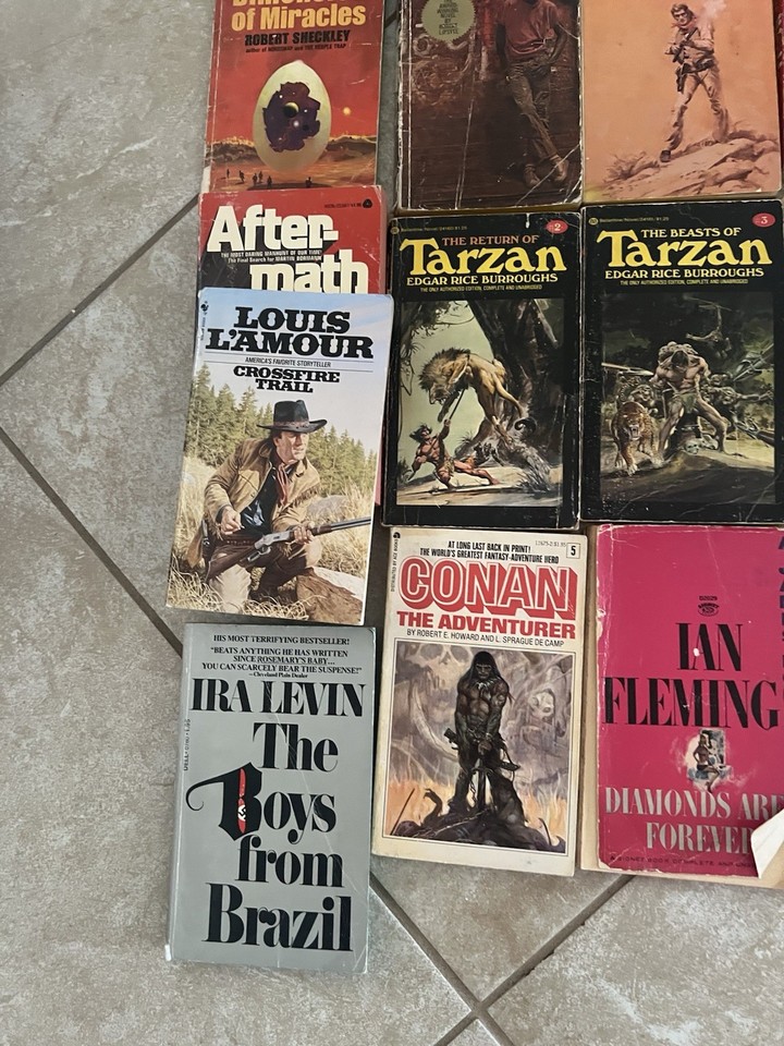 Lot of 25 Vintage WESTERN Paperback Books RANDOM Authors Fleming L ...