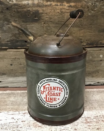 Atlantic Coast Line 1 Gallon Tin Oil Filler Can with Spout, Carrying ...