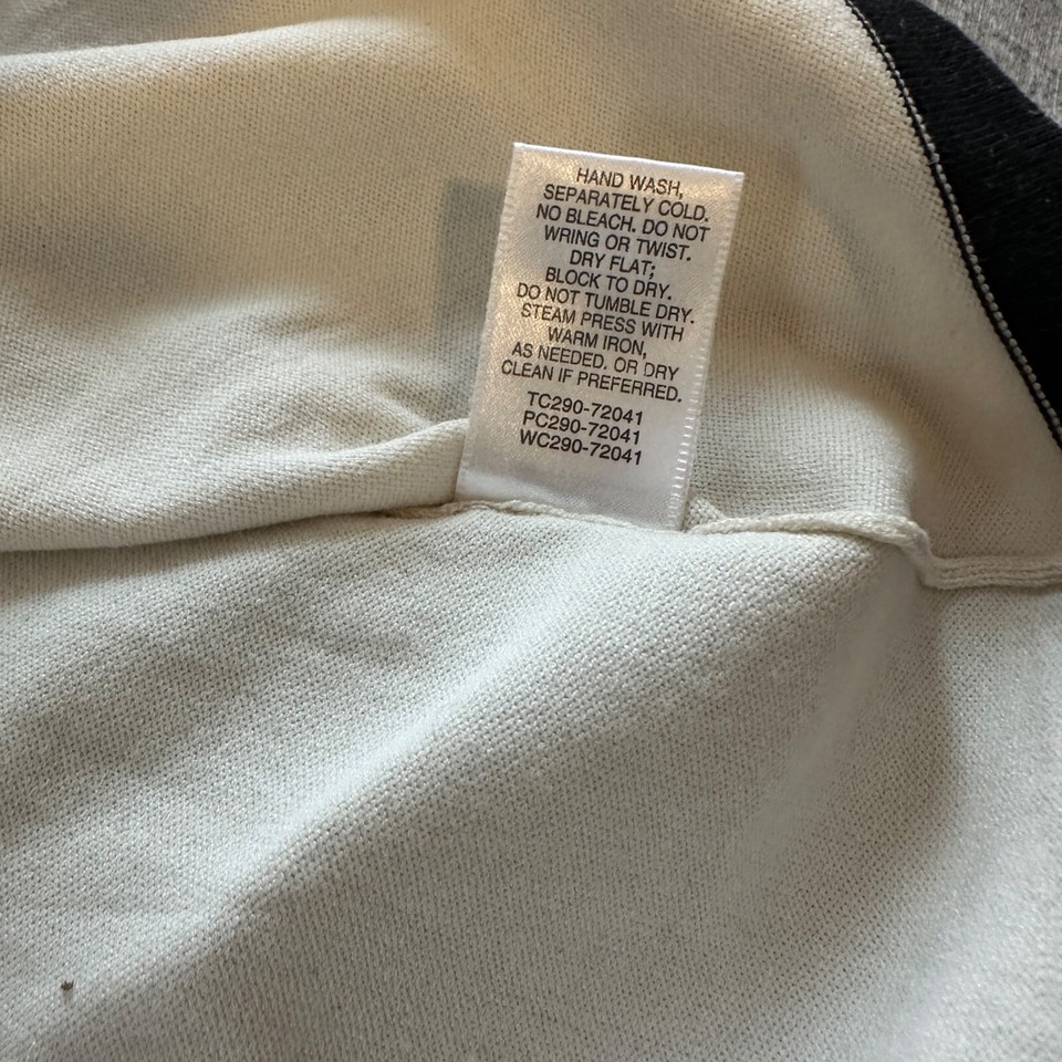 Pendleton Ivory Black Trim Accents Sleeveless Knit Top Classic Design ...