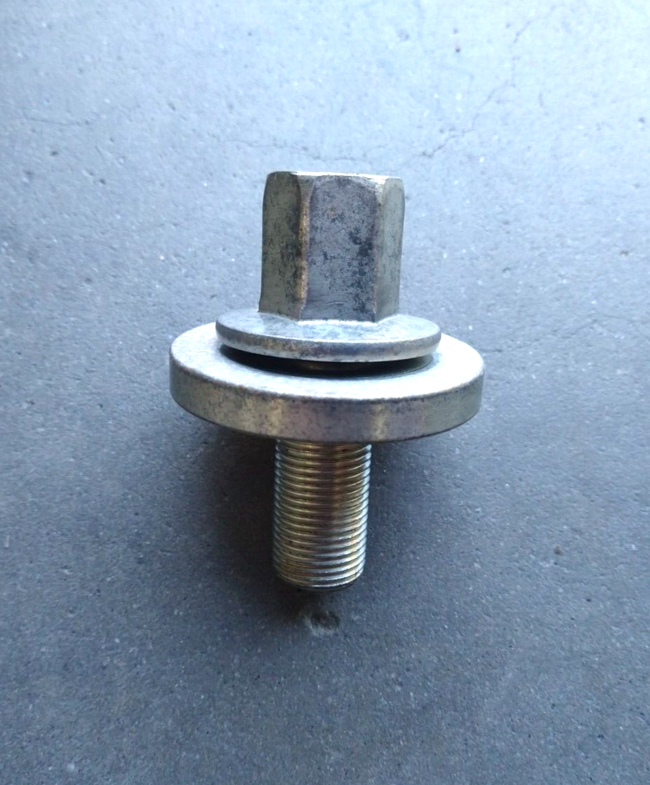 TOYOTA LEXUS METRIC ENGINE CRANKSHAFT BOLT USED 90119-18003 90119-A0311 ...