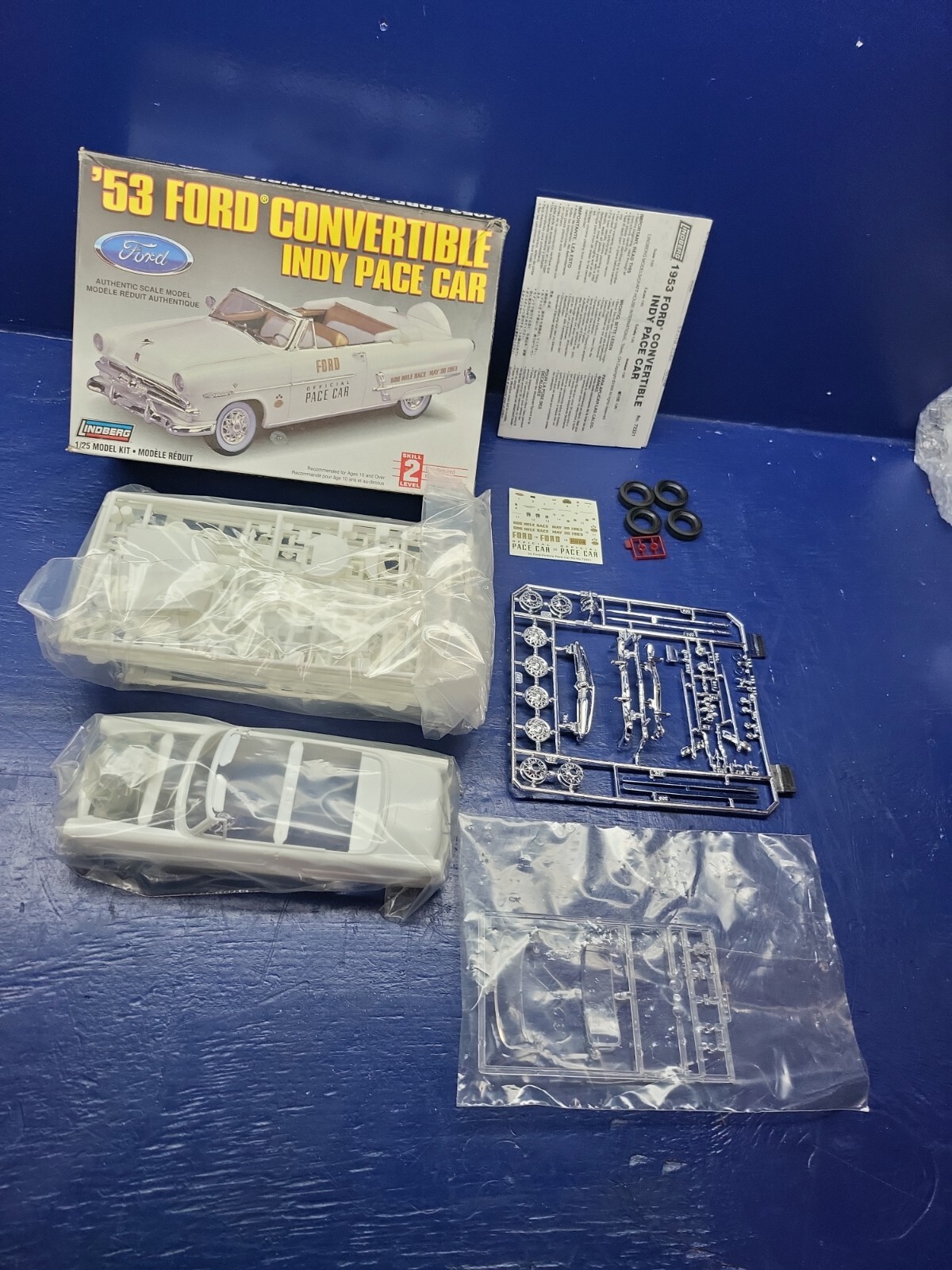 Lindberg , 1/25 , 53 Ford Convertible Indy Pace Car Model Kit # 72321 ...