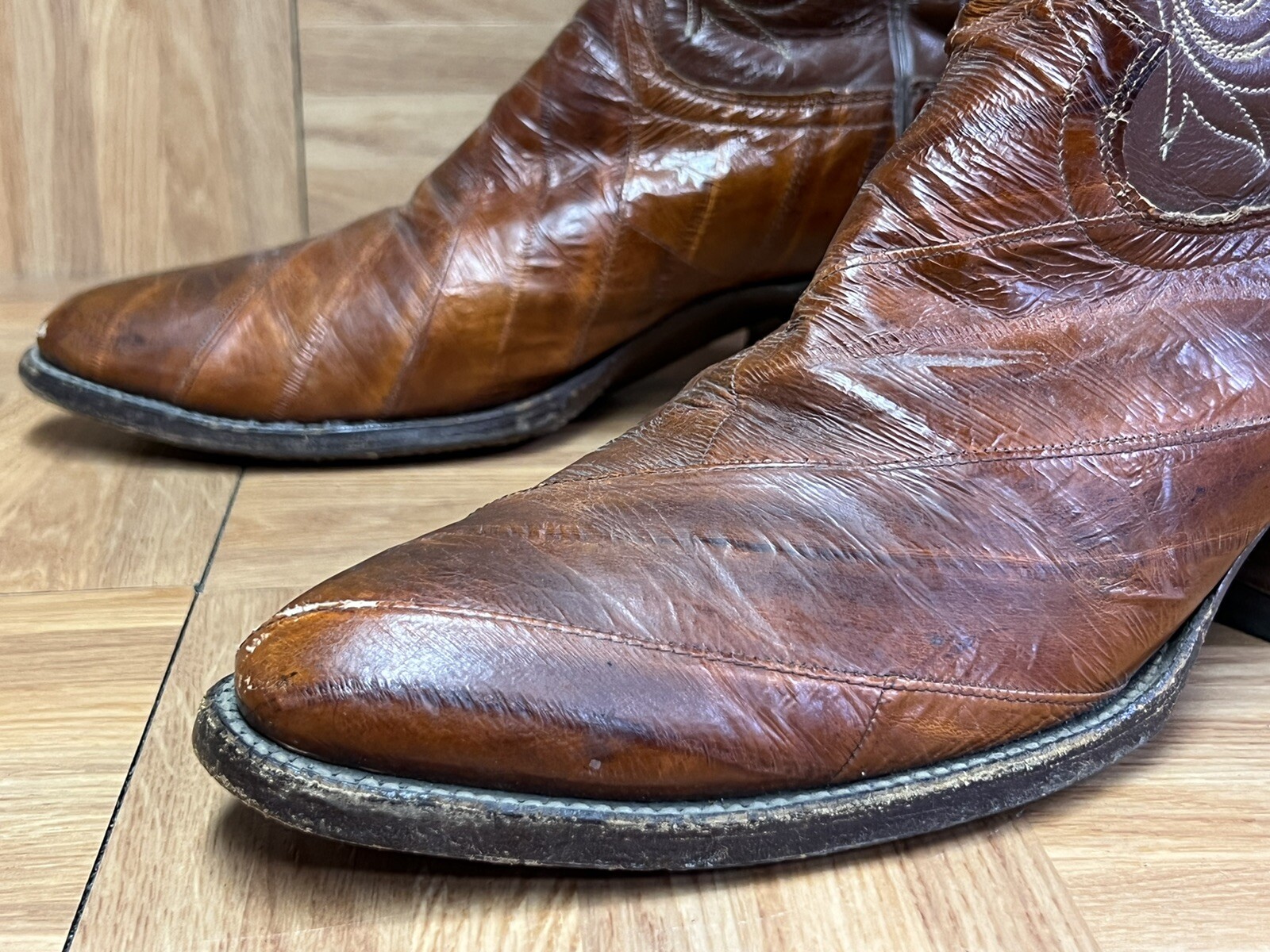RARE🔥 JUSTIN Cowboy Exotic EEL Fish Skin Boots Sz 9.… - Gem