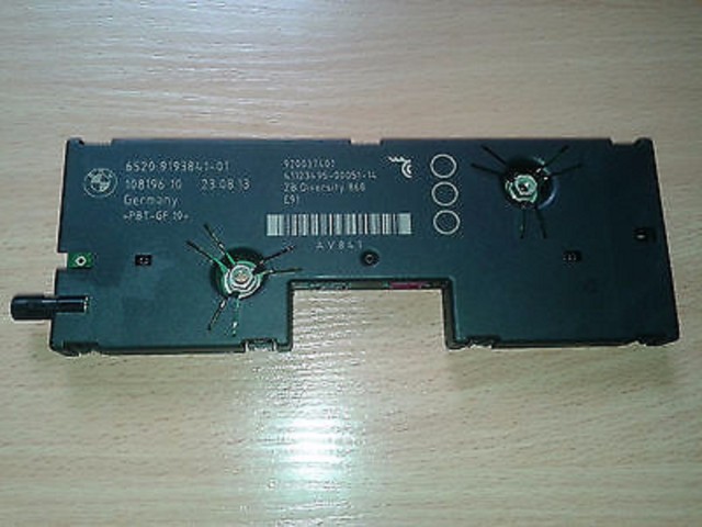 BMW 3 Series E91 Antenna Diversity Amplifier 868mhz 6934846 for sale ...