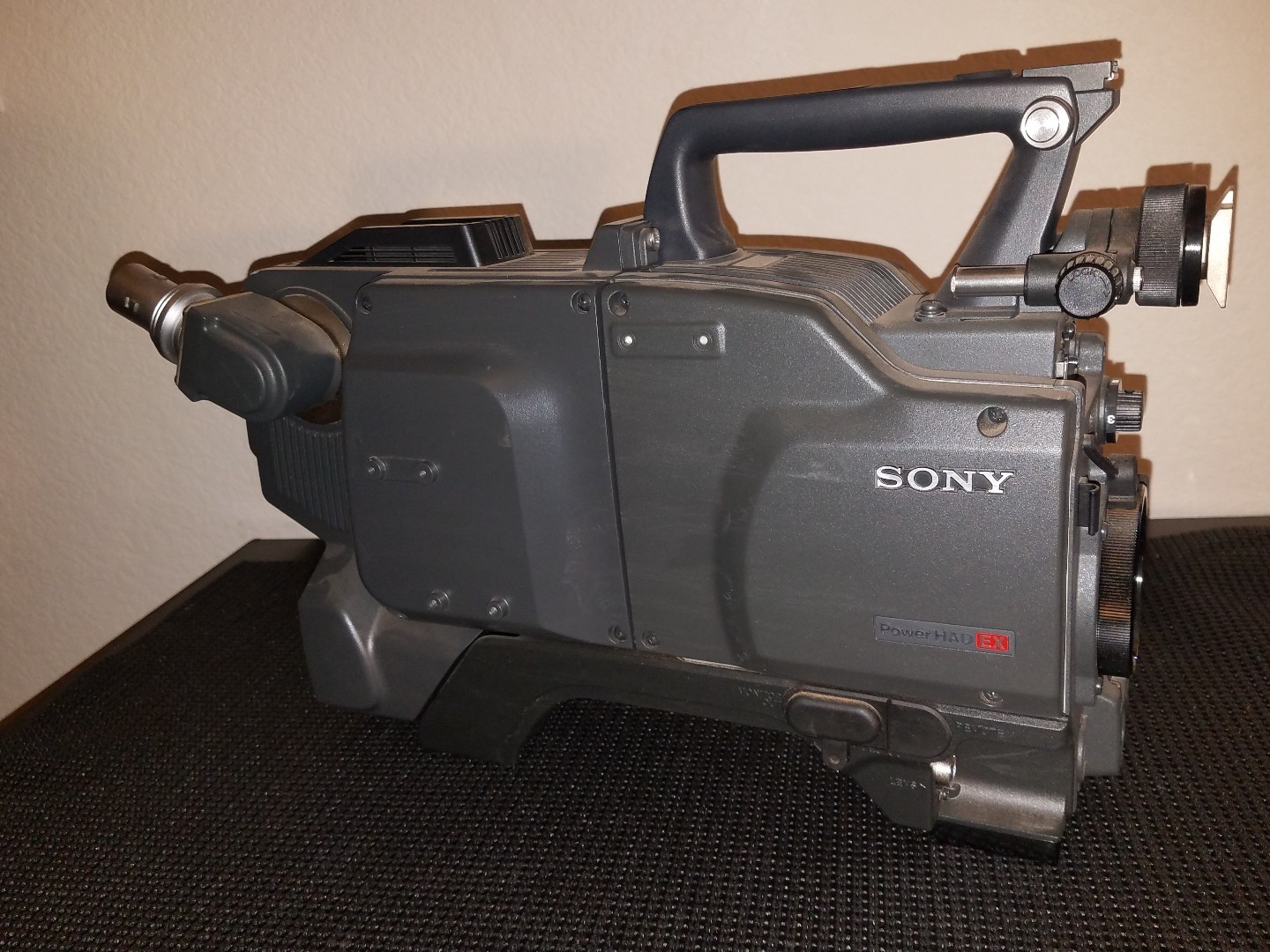 Sony DXC-D55WS SD-SDI Camcorder Remote, Control Panel, CCU-TX50 CA-TX50 ...
