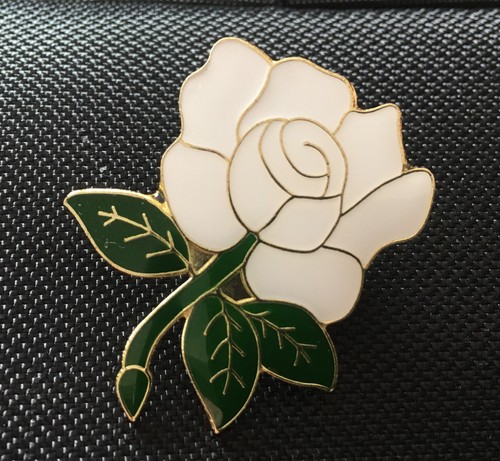 YORKSHIRE ROSE ENAMEL PIN BADGE GIFT WAR OF THE ROSES (PB8) BIGGER THAN ...