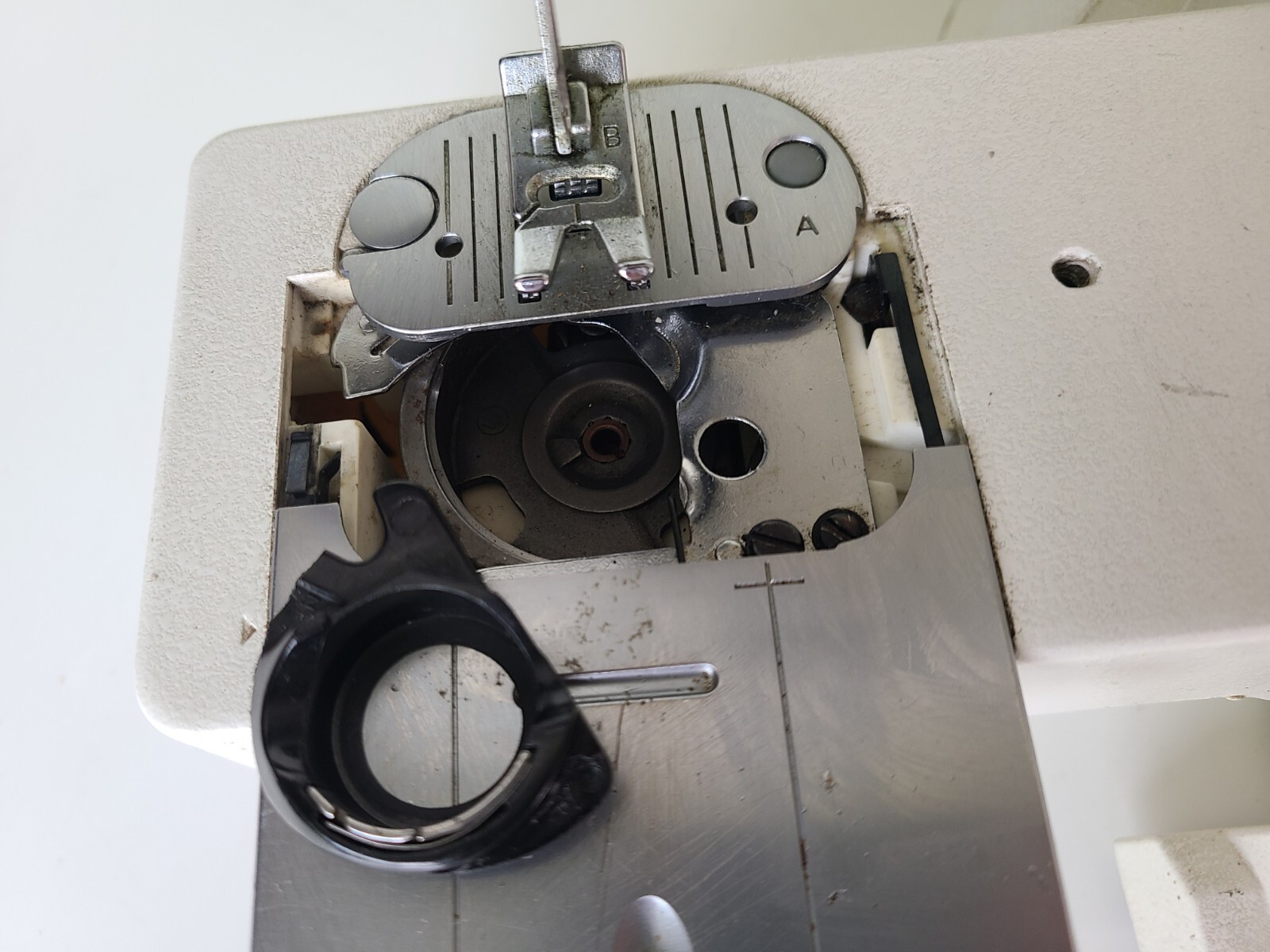 Limited Edition Singer 7033 Sewing Machine With Custom Presser Handle ...