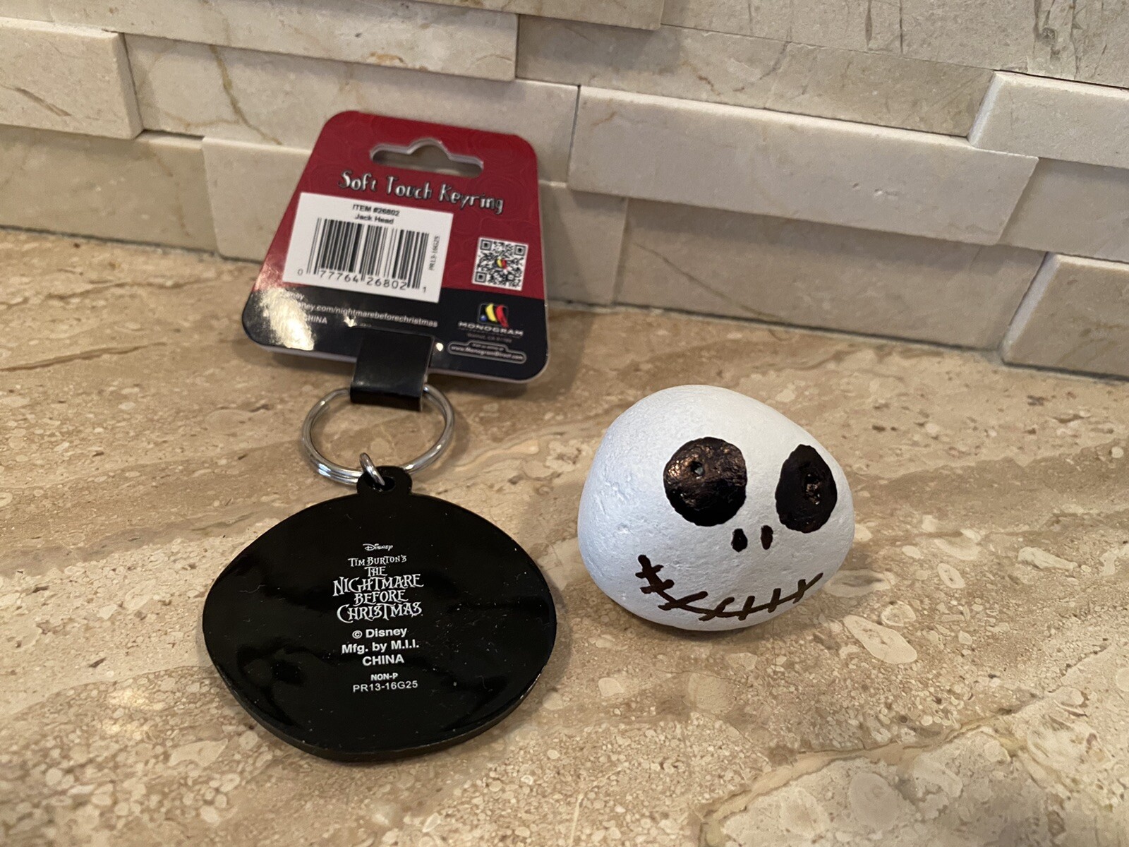 JACK SKELLINGTON KEY RING & CUSTOM ROCK | eBay