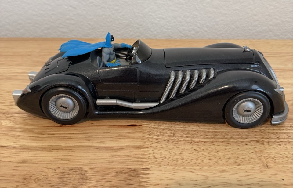 1940 Batmobile Roadster with Batman Figure, by Corgi, 1:18, Limited ...