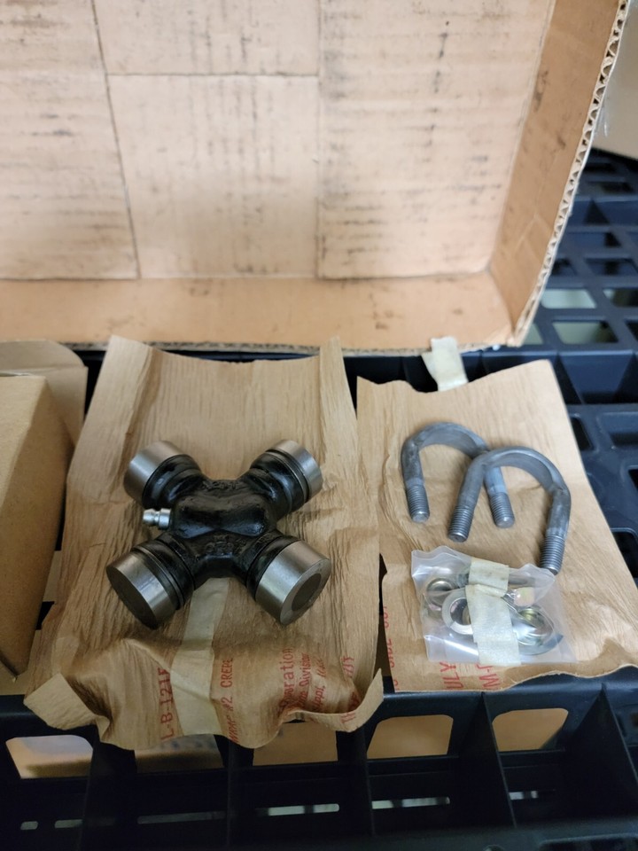 NOS Large Universal Joint Repair Kit for M151 Mutt Jeep 2520-00-176 ...
