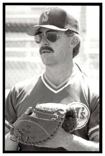 Ken Phelps (1988) Seattle Mariners Vintage Baseball Postcard BL2 | eBay