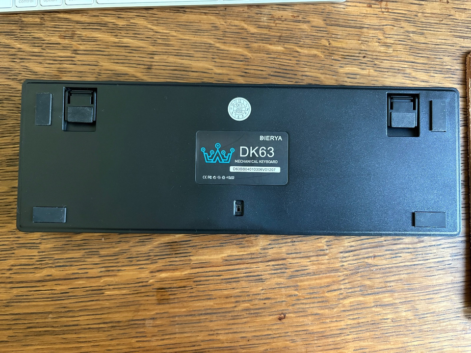 Dierya DK63 Mechanical Keyboard - RGB Color Backlight - Bluetooth ...