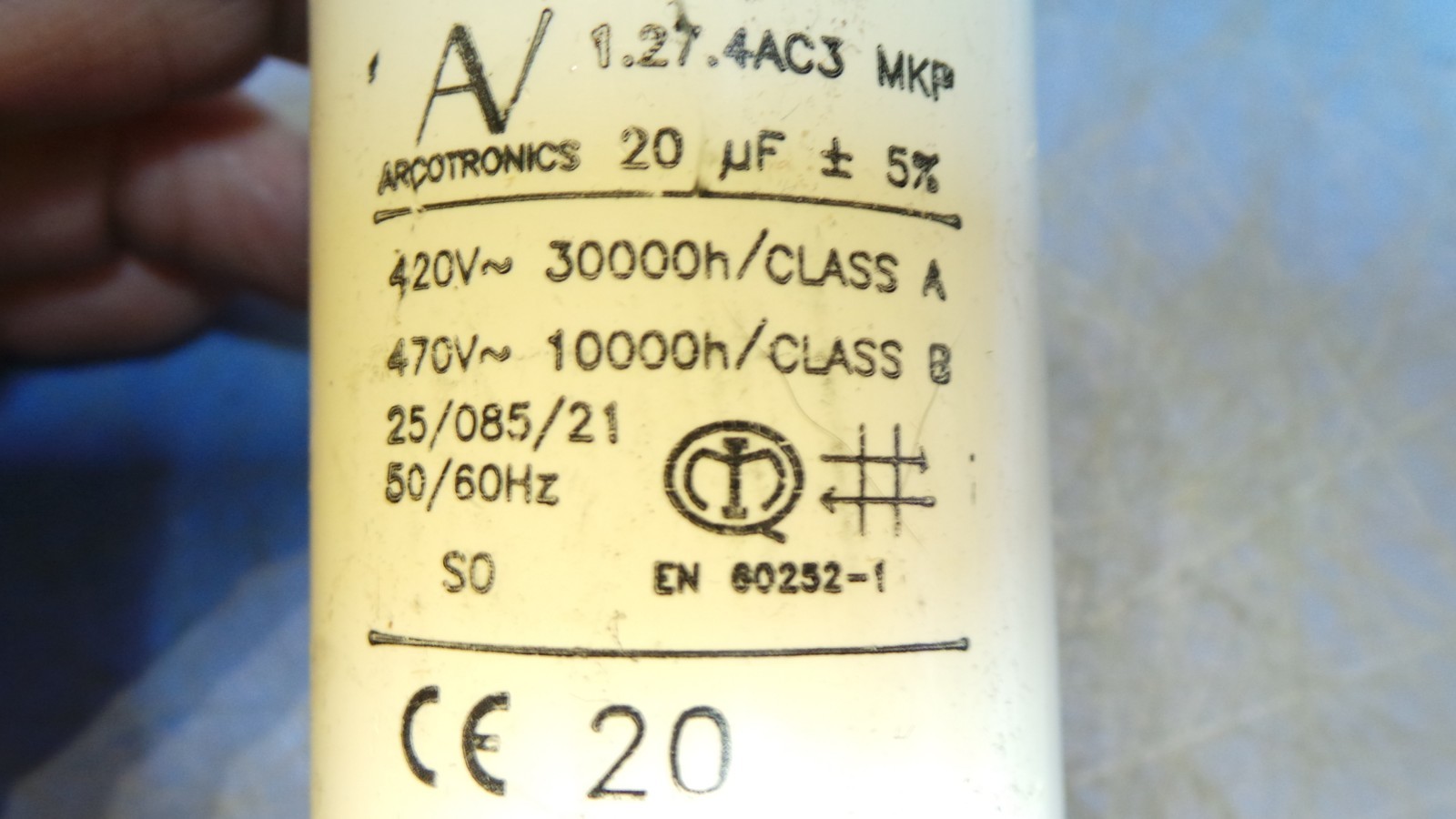 1 – AV ARCOTRONICS 20uF 1.27.4AC3 MKP Capacitor 420v 470v 25/085/21, EN ...