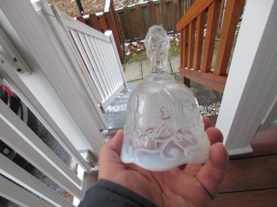 QUALITY~~Fenton~[ Lily Of The Valley ] Blue Opalescent Bell~`CLEAN!! | eBay