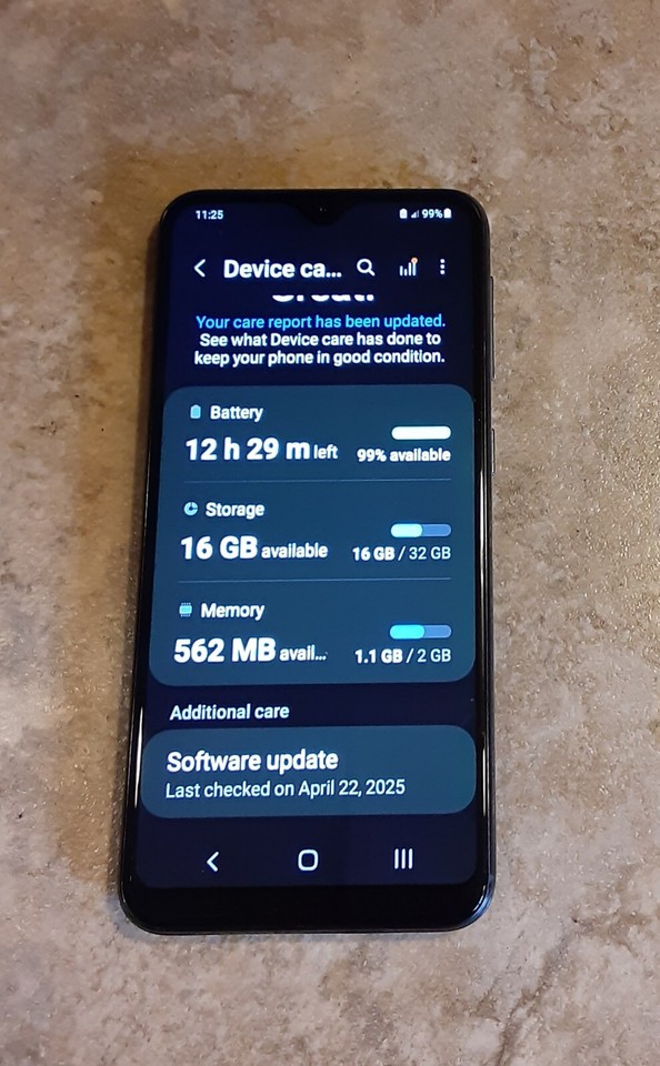 SAMSUNG Galaxy A10e ~ 4G Smartphone • Safelink / Tracfone Locked (SM ...