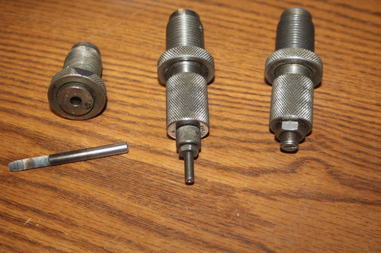 Pacific Reloading Dies 22 VAR | eBay