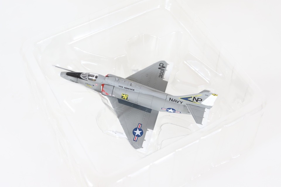 Hobbymaster HA1425 1:72 Scale Douglas A-4 Skyhawk BuNo 155009 VA-55 ...