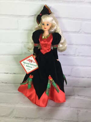 JPI Holiday Holly Girl Doll Blonde Hair Blue Eyes And Dress Special ...