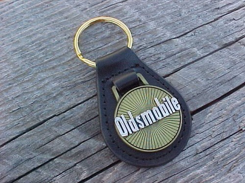 Classic Oldsmobile NOS Leather Key Fob Antique Gold Medallion Unique Hi ...