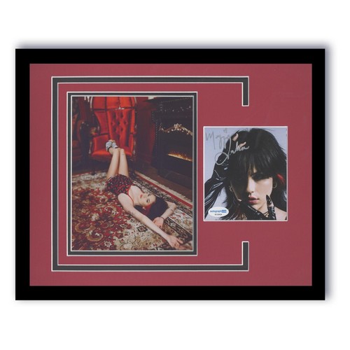 Maggie Lindemann "Paranoia" AUTOGRAPH Signed Custom Framed 11x14 ...