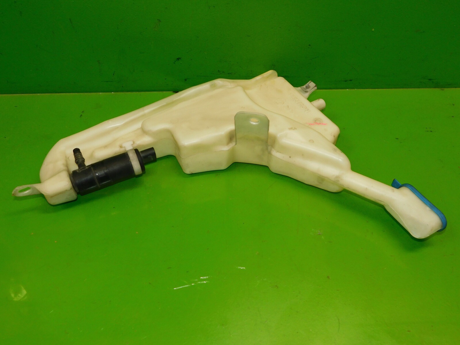 02-06 Mini Cooper S R53 OEM driver left washer fluid tank reservoir ...