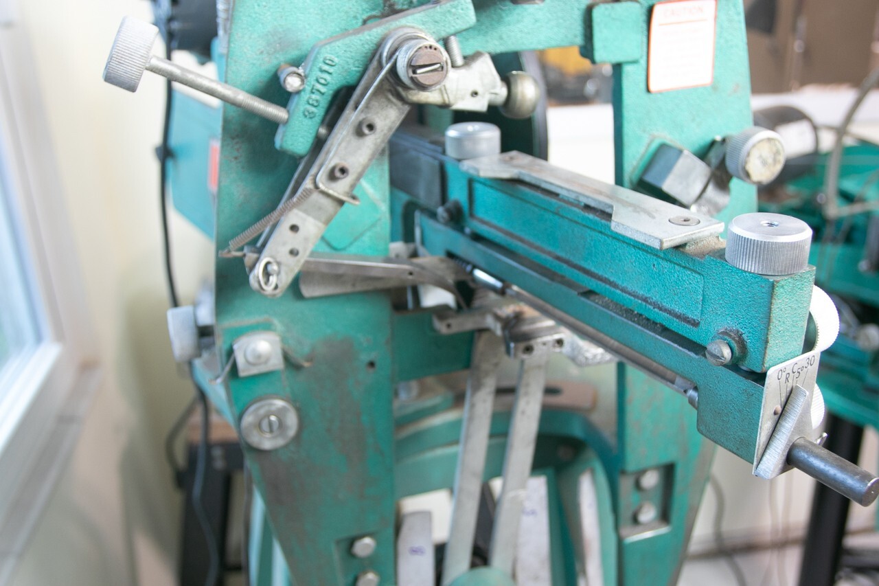 Foley Belsaw 387 Saw Filer w/ Stand and COMPLETE standard 3 Carrier Set ...