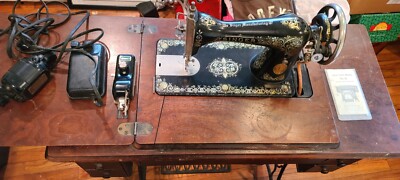 Antique Model 15 Singer Sewing Machine With Rare 7 Drawer Table. | eBay