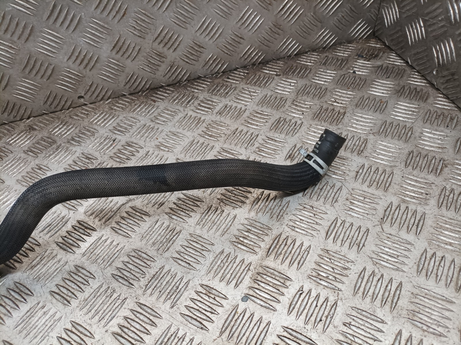 Renault Trafic MK3 1.6 Vivaro B 2015-19 Genuine Water Coolant Pipe ...