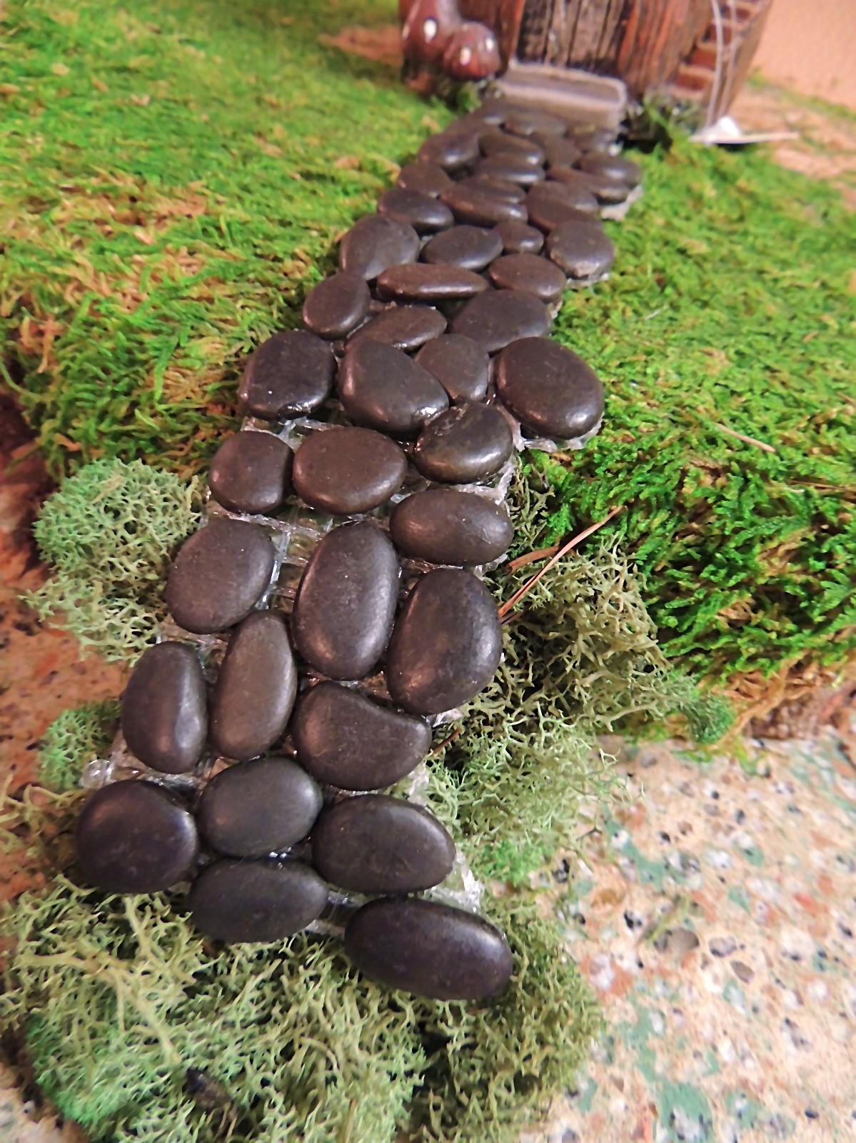 BLACK REAL STONE WALKWAY IN MINIATURE Asstd. SIZES PATH, PEBBLE PAVERS ...