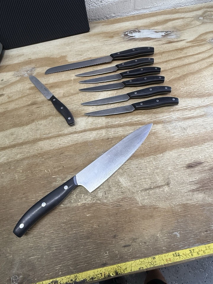 Lot of 8 J. A. Henckels Definition Knives - 19471-200, 19476-200 and ...