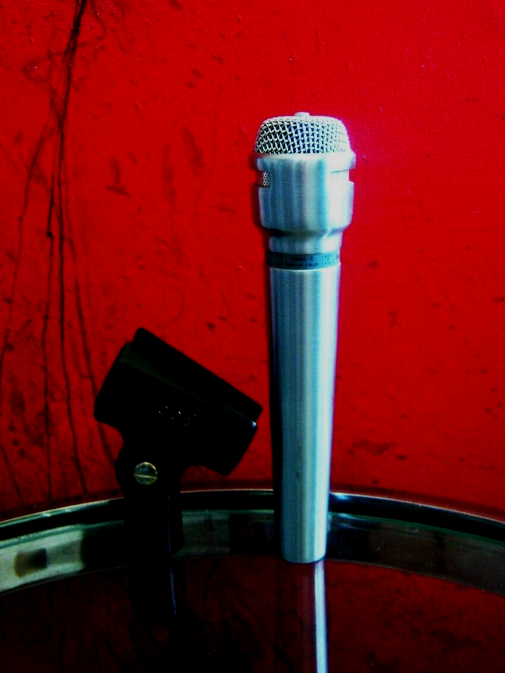 Vintage 1970's Electro Voice 660 dynamic cardioid microphone w ...