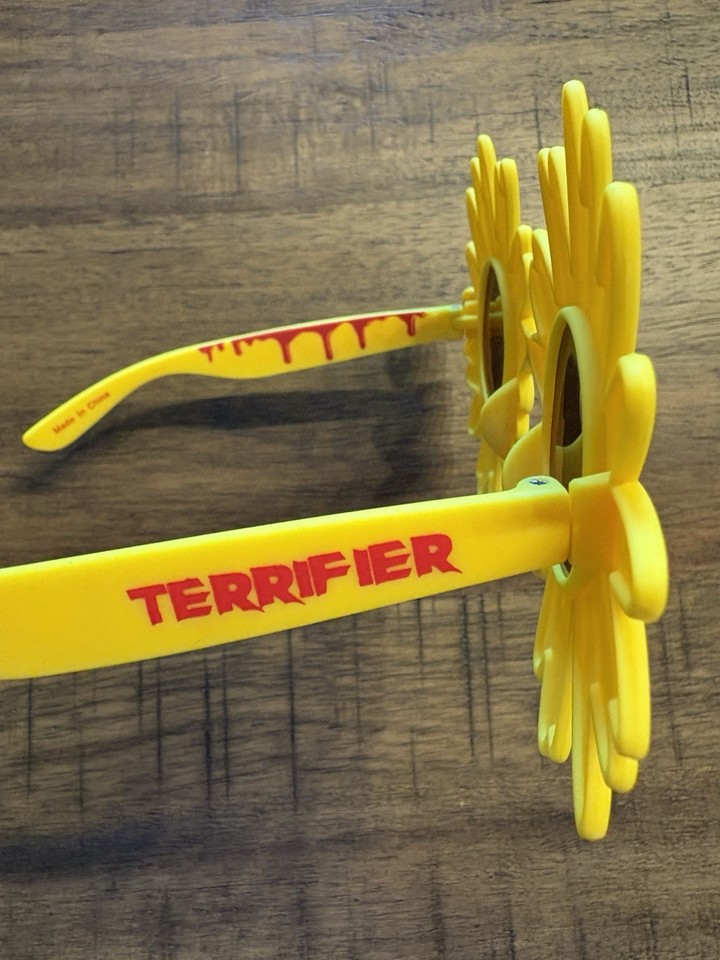 Terrifier 2 Art the Clown Yellow Sunflower Sunglasses | eBay