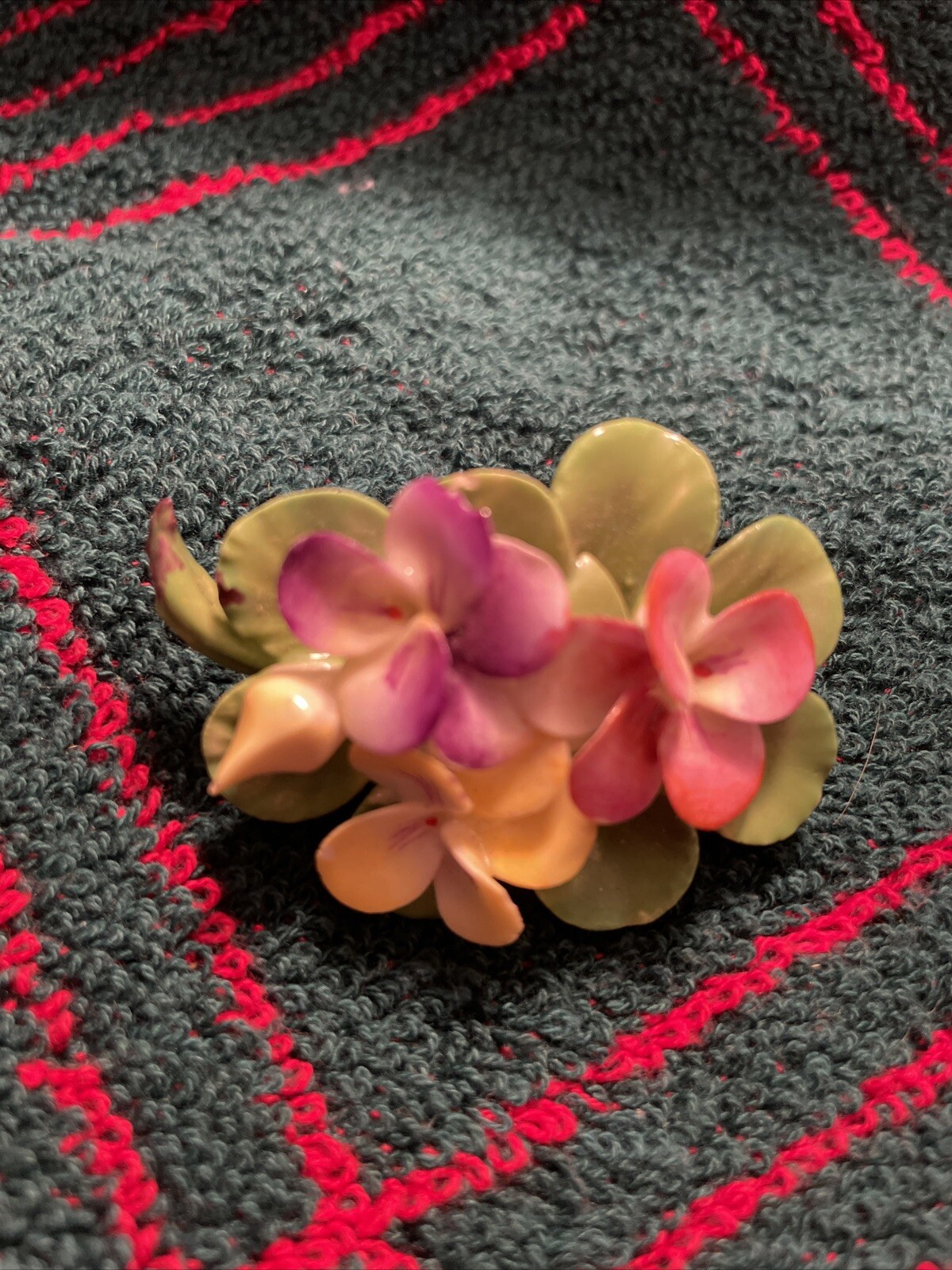 cara china staffordshire brooch - Gem