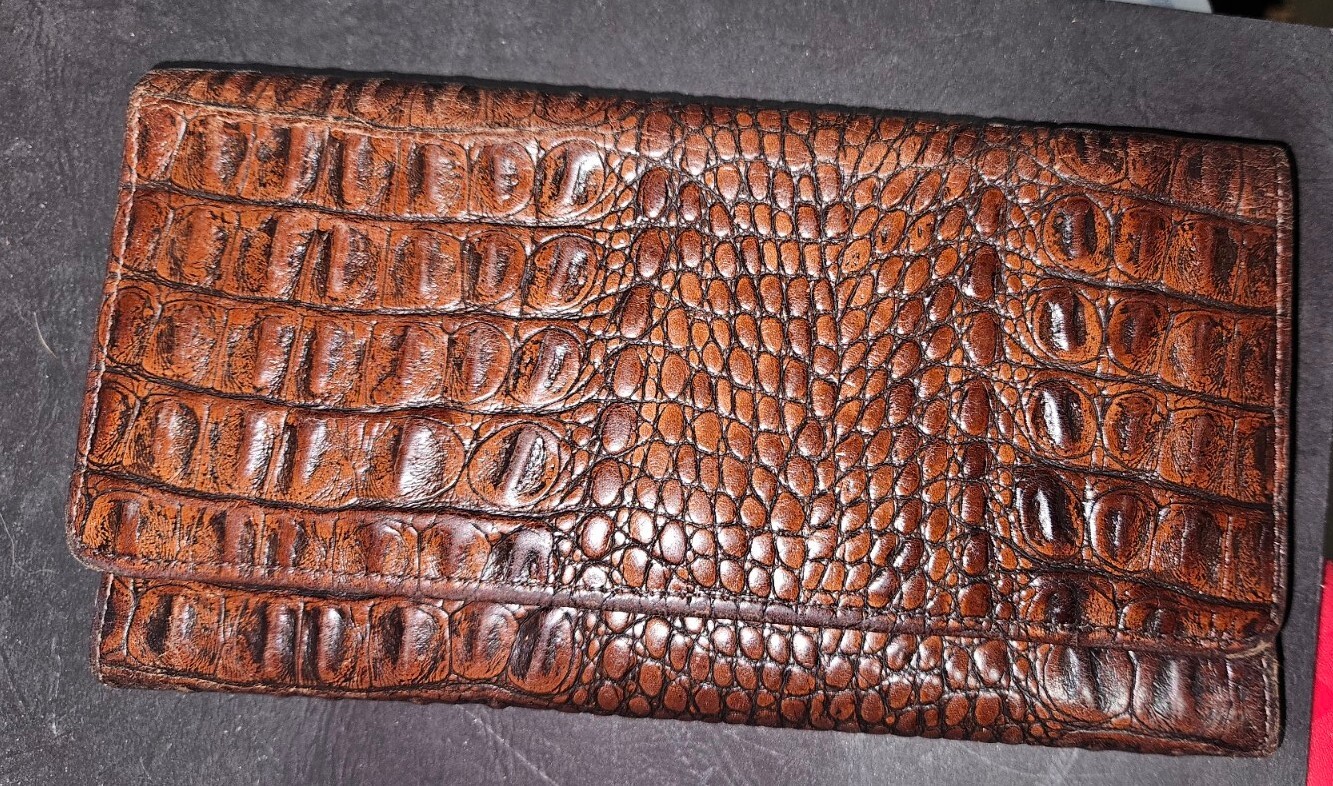 Vintage Brown Moc Croc Embossed Leather BRAHMIN Tri-Fold Wallet Checks ...