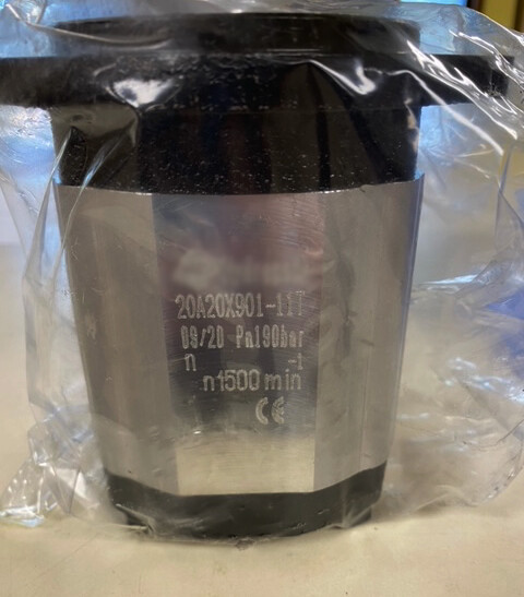 6672513 6672051 550136836 Hydraulic Pump for Bobcat Skid Steer 753 751 ...