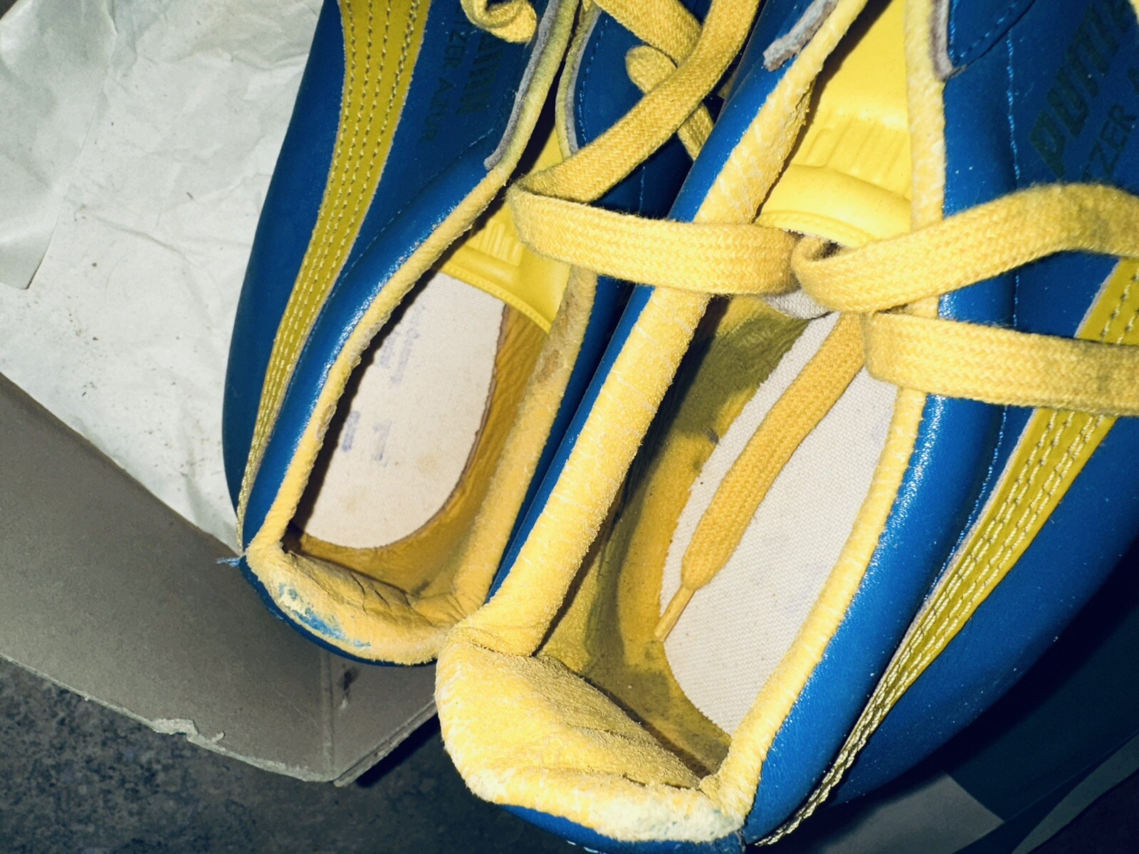 Vtg Puma Netzer Azur 1970 Blue Yellow Stripes Leather soccer cleats 11 ...