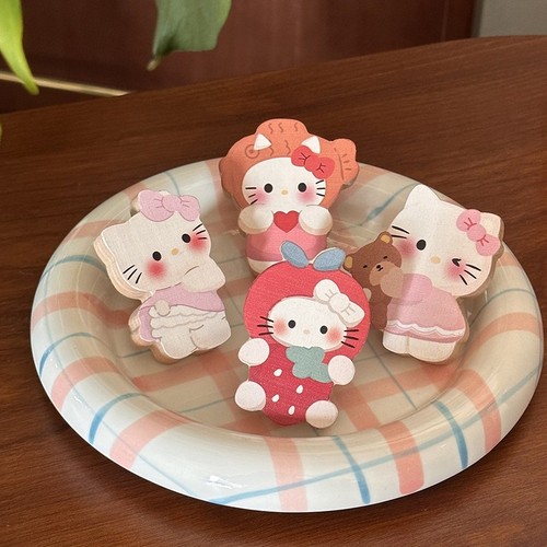 Hello Kitty Strong Self Adhesive Hooks Key Storage Hanger For Kitchen ...
