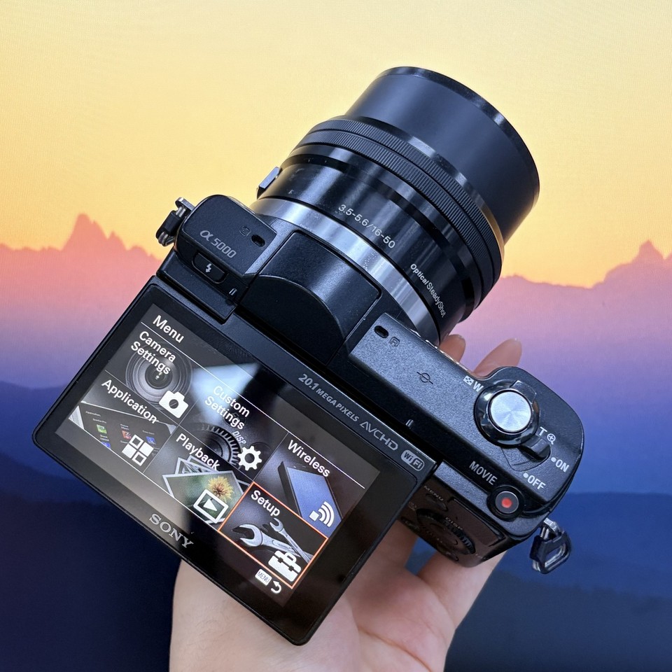 Sony Alpha a5000 Mirrorless Digital Camera w/16-50mm Lens Black - 95 ...