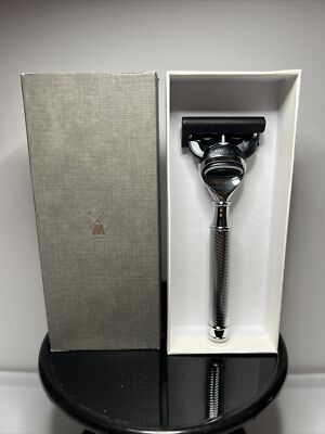 Engraved Muhle Chrome Razor With 2Pk Gillette Chill Cartridge | eBay