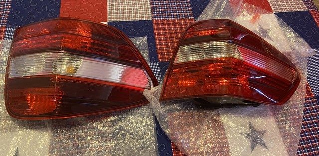 MERCEDES BENZ Ml W164 Passenger Side Right Tail Light Lamp a 1649061200 ...