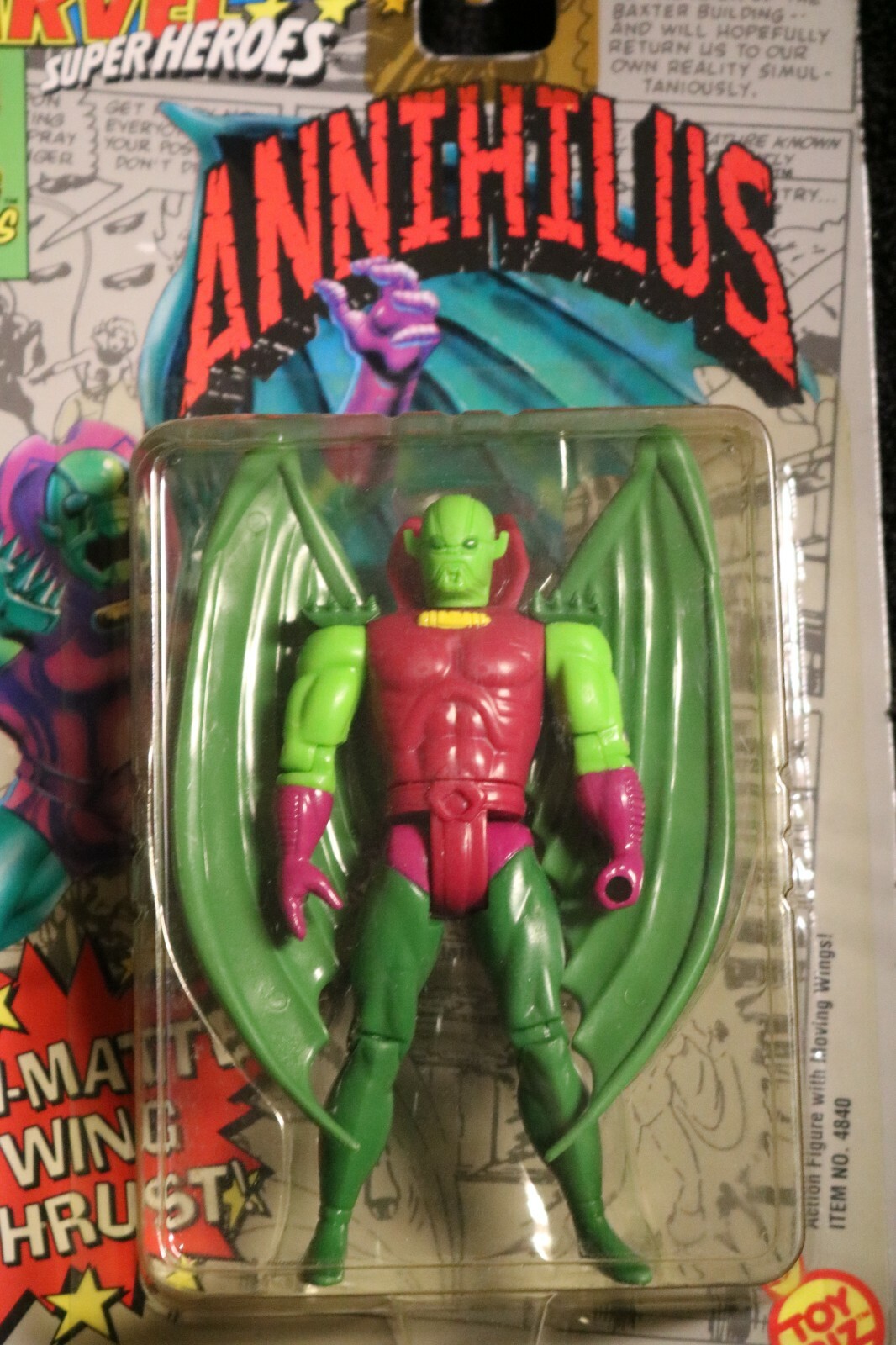 Marvel Super Heroes: Annihilus with Anti Matter Wing Thrust Toy Biz ...
