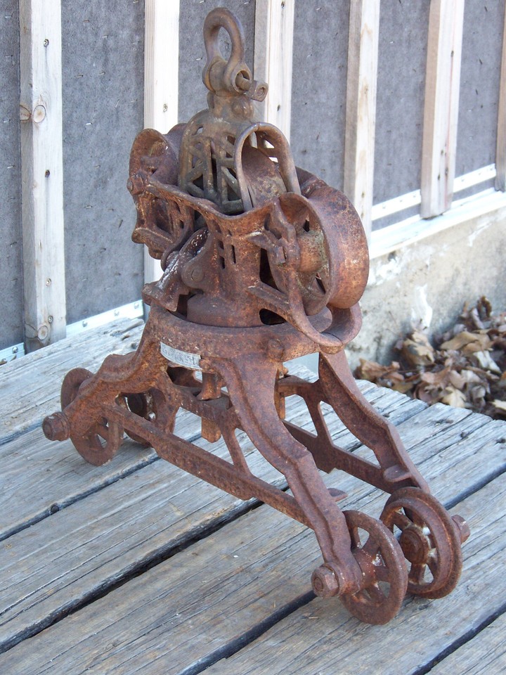 Antique Clover Leaf F.E. MYERS Hay Trolley Carrier Steampunk Barn rope ...