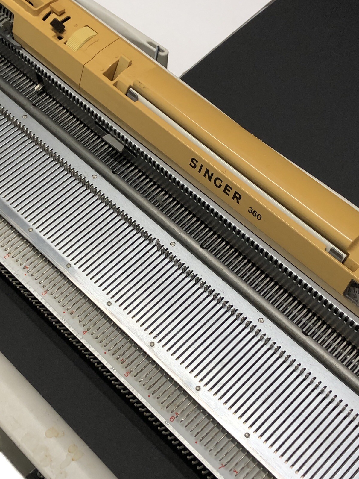 Singer Memo-Matic 360K Knitting Machine - Girls' Frontline Corner