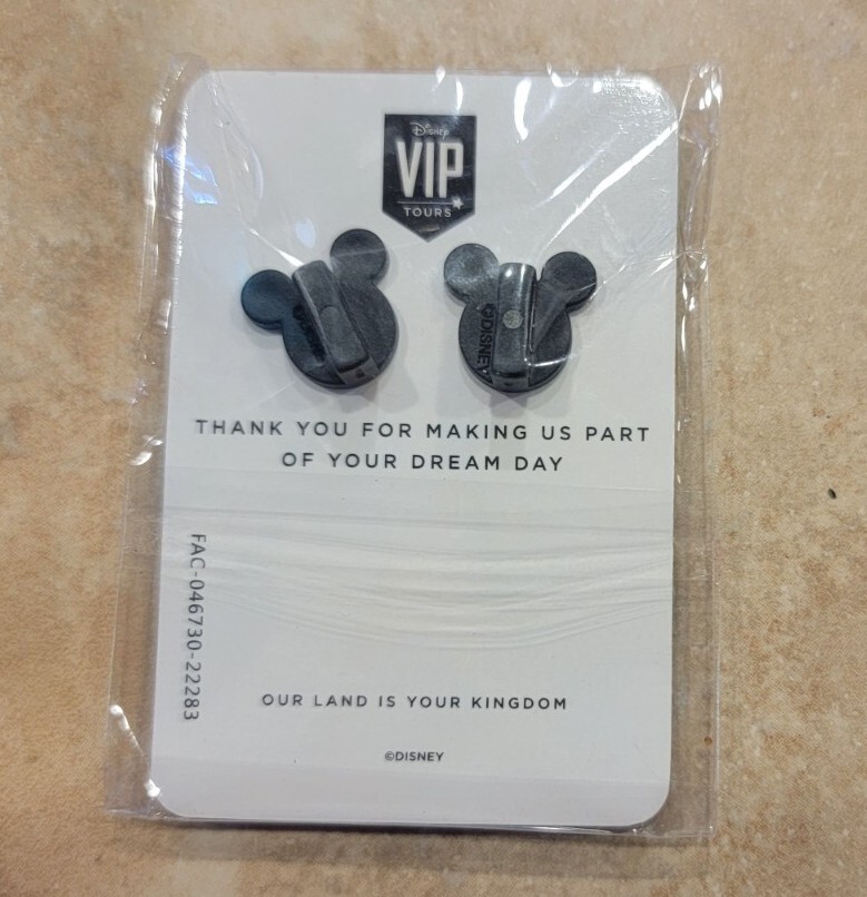 Disneyland VIP Tour Pin Brand New Sealed | eBay