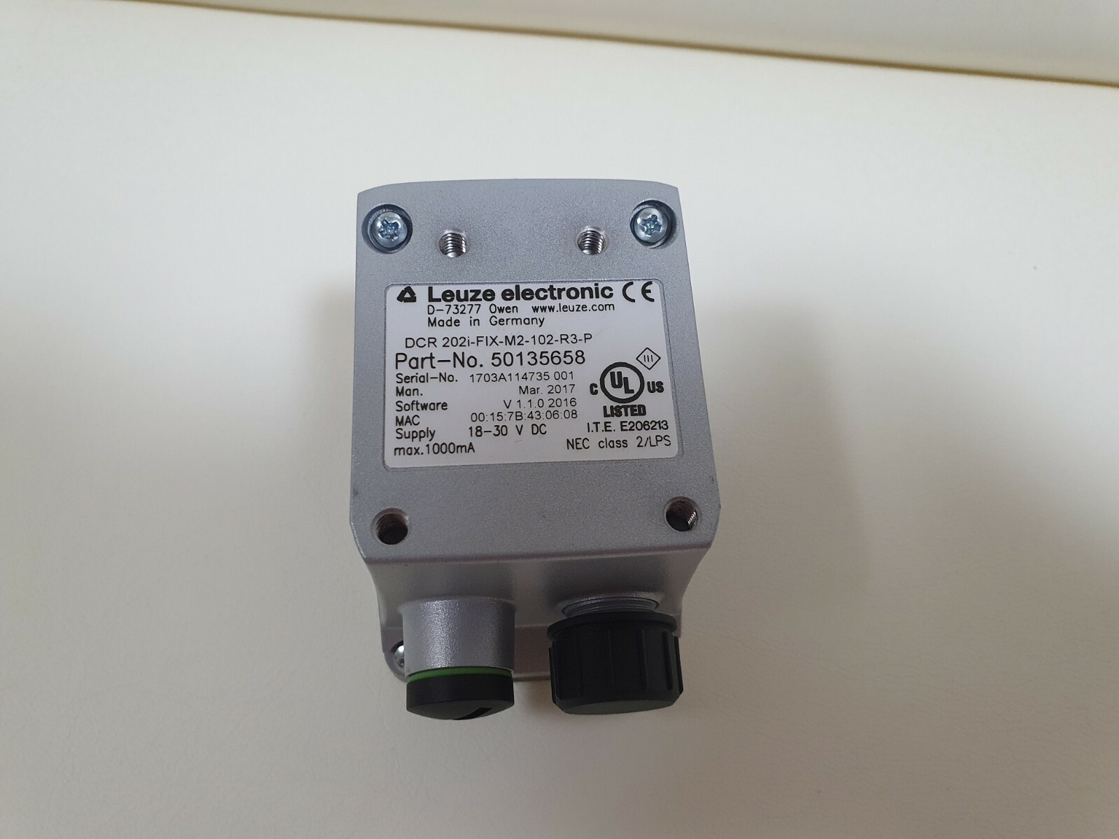 LEUZE DCR 200i , DCR 202i-FIX-M2-102-R3-P P/N: 50135658 2D Code Reader ...