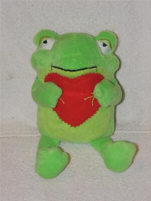 HALLMARK CARDS GREEN FROG PLUSH HOLDING RED FELT HEART STUFFED ...