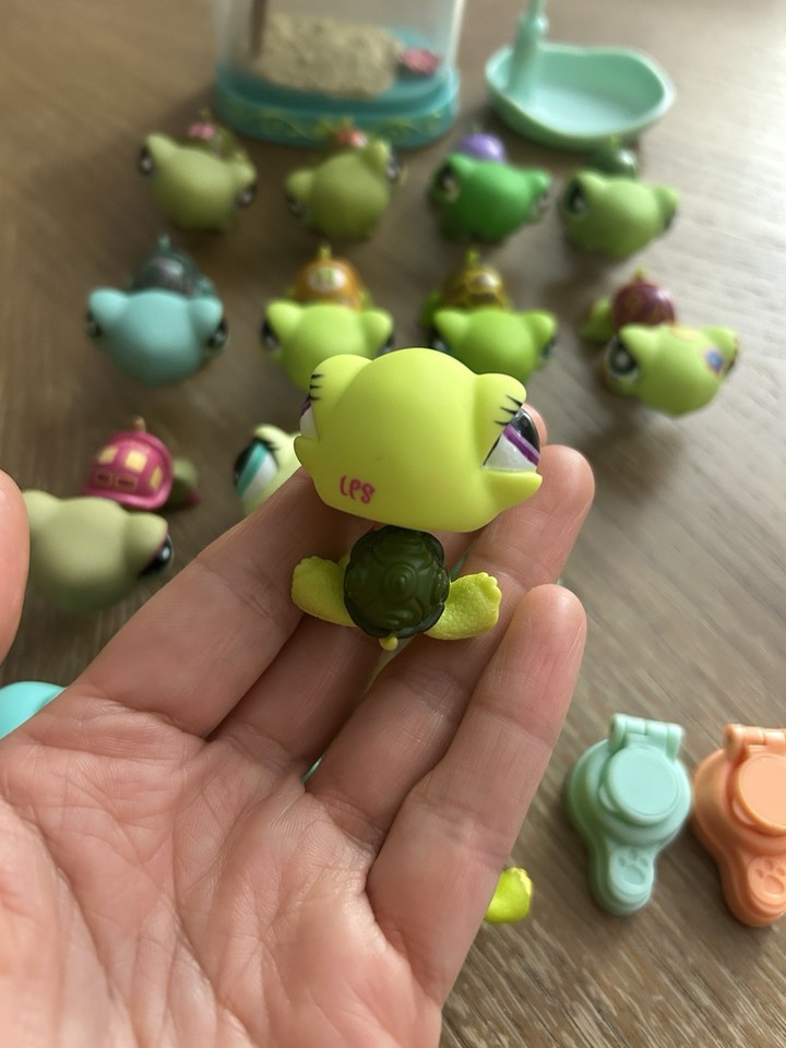 Littlest Pet Shop LPS Authentic Turtles (15 total) with accessories | eBay