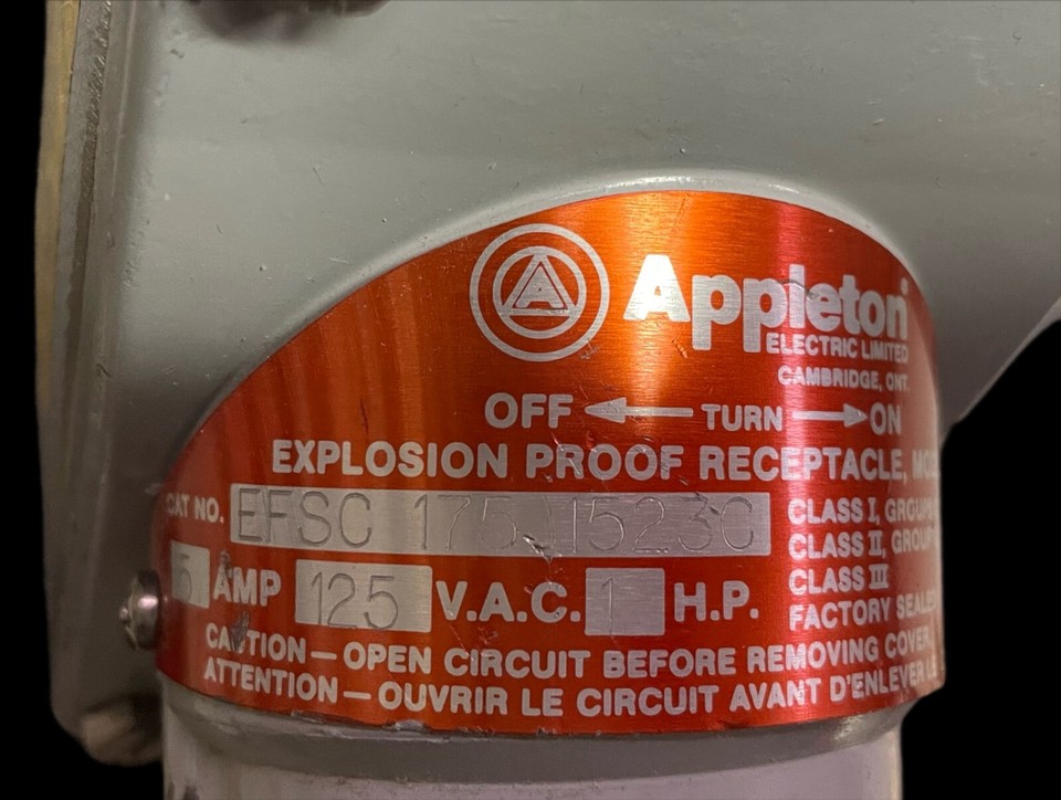 APPLETON ELECTRIC EFSC 175 1523C 15AMP 125VAC 1HP MODEL B RECEPTACLE 3/ ...