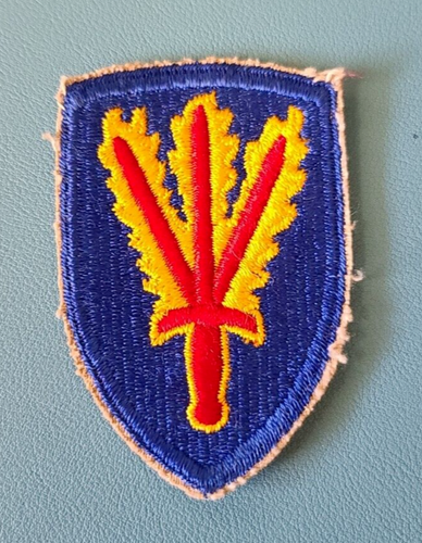 166th Regimental Combat Teams-Cut Edge-Snow Back Patch---------WW-ll to ...